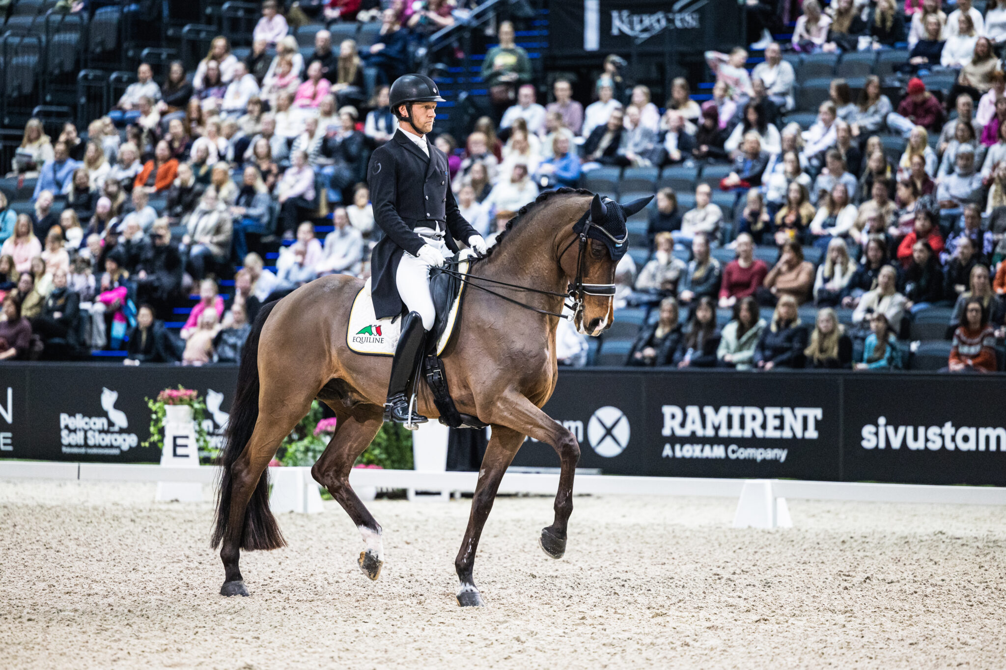 Mads Hendeliowitz and Autograf Q dance to Dressage Grand Prix win ...