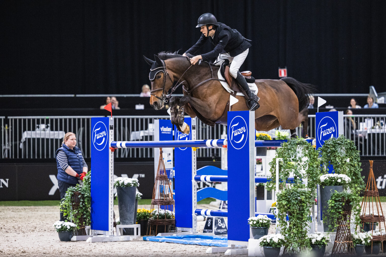 Jone Illi thrills the home crowd with another win - Helsinki ...
